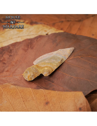 Lille pilespids af flintsten (6 cm.)